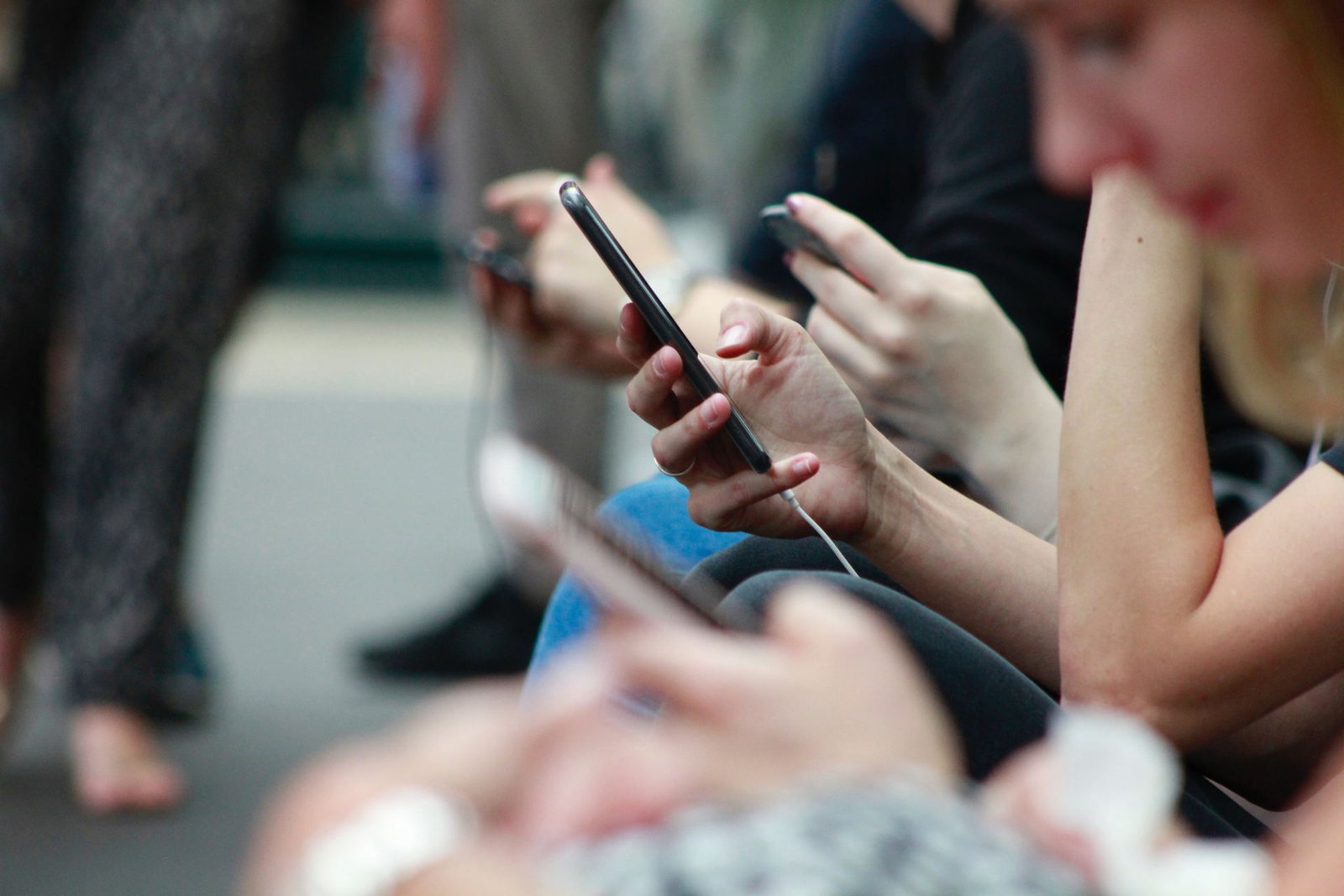 Social Media Addiction is Real. Here's How to Beat It. | Easier Podcast